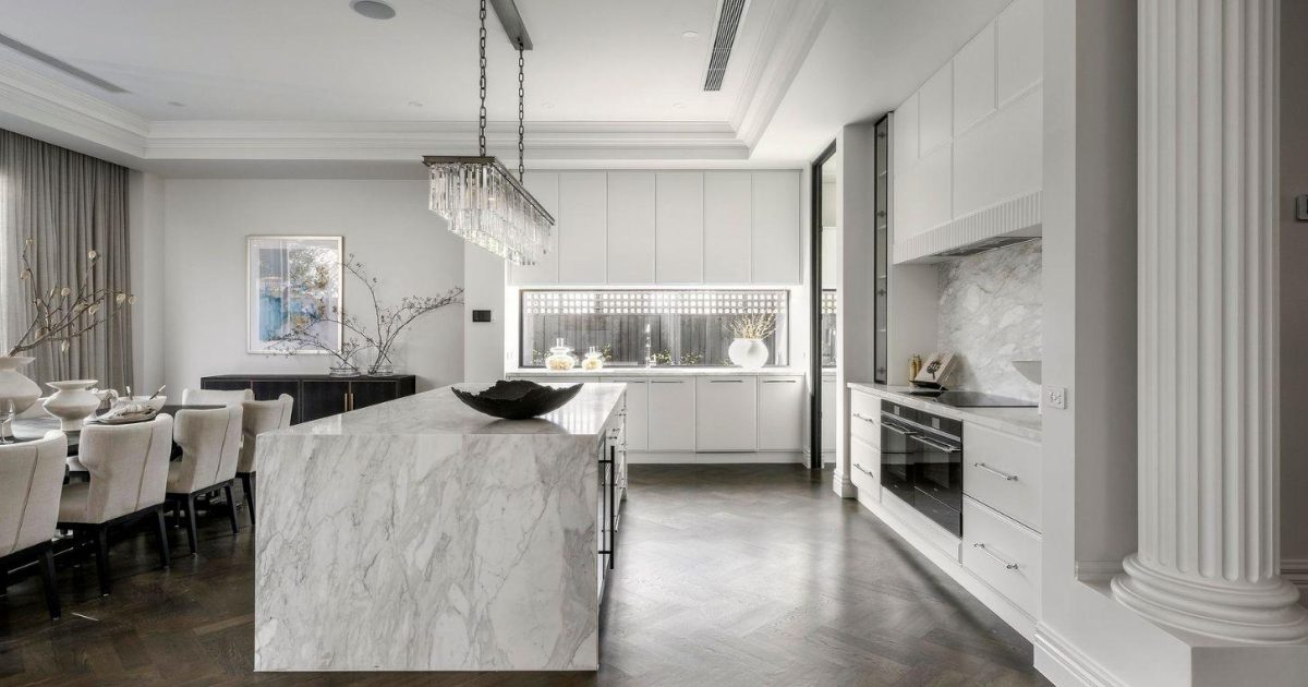 Step-by-Step Guide to Building a Custom Home | Marque Homes